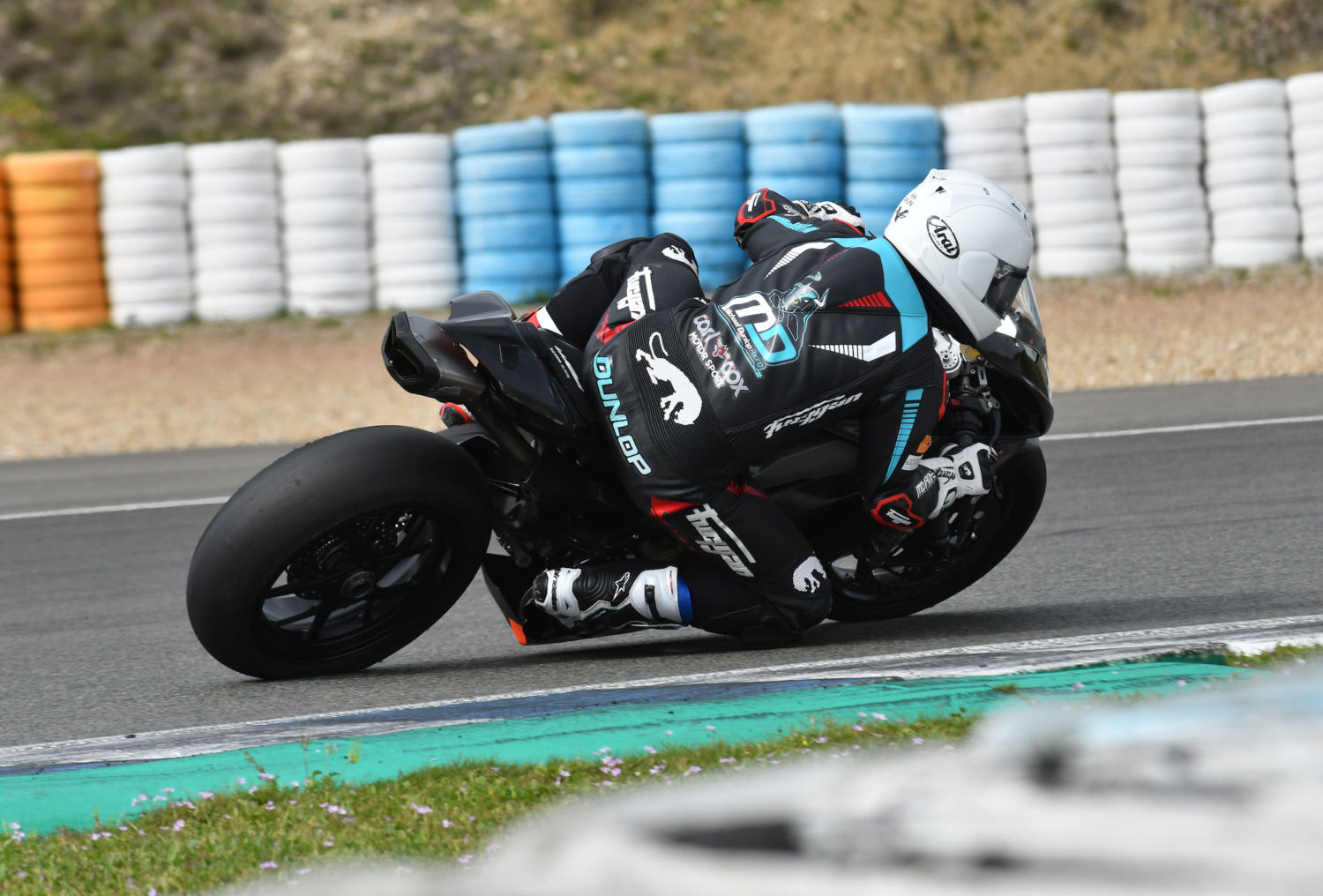 MICHAEL DUNLOP ON PBM DUCATI V4 SUPERBIKE AT 2022 fonaCAB AND NICHOLL ...